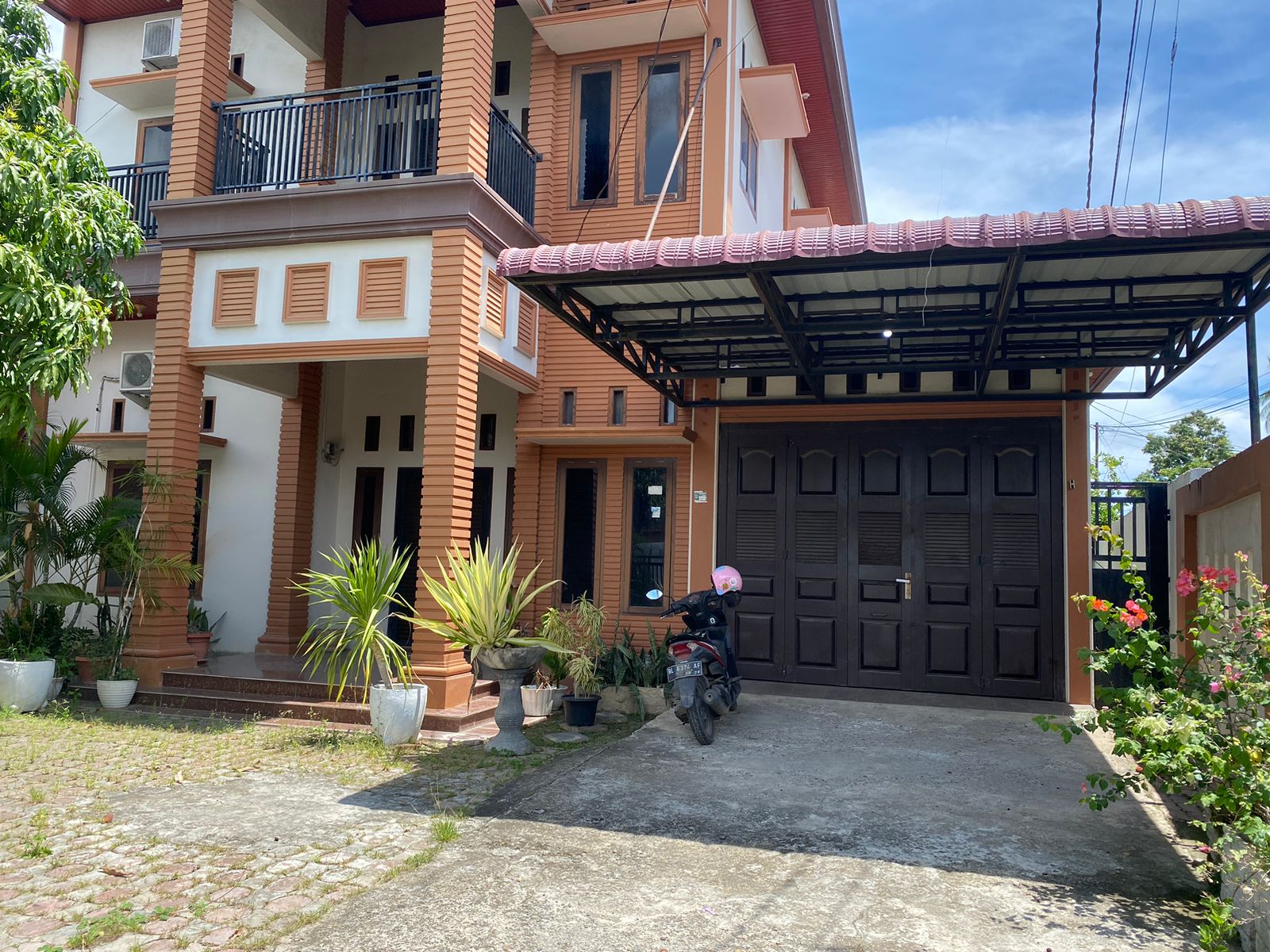 Sewa Bulanan Rumah 2 Lantai Full Perabotan di Neusu Banda Aceh